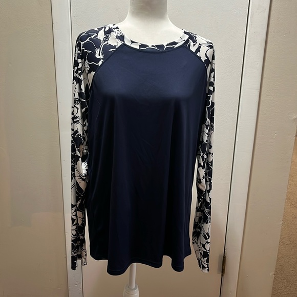 Speedo | Tops | Speedo Womans Xxl Active Wear | Poshmark